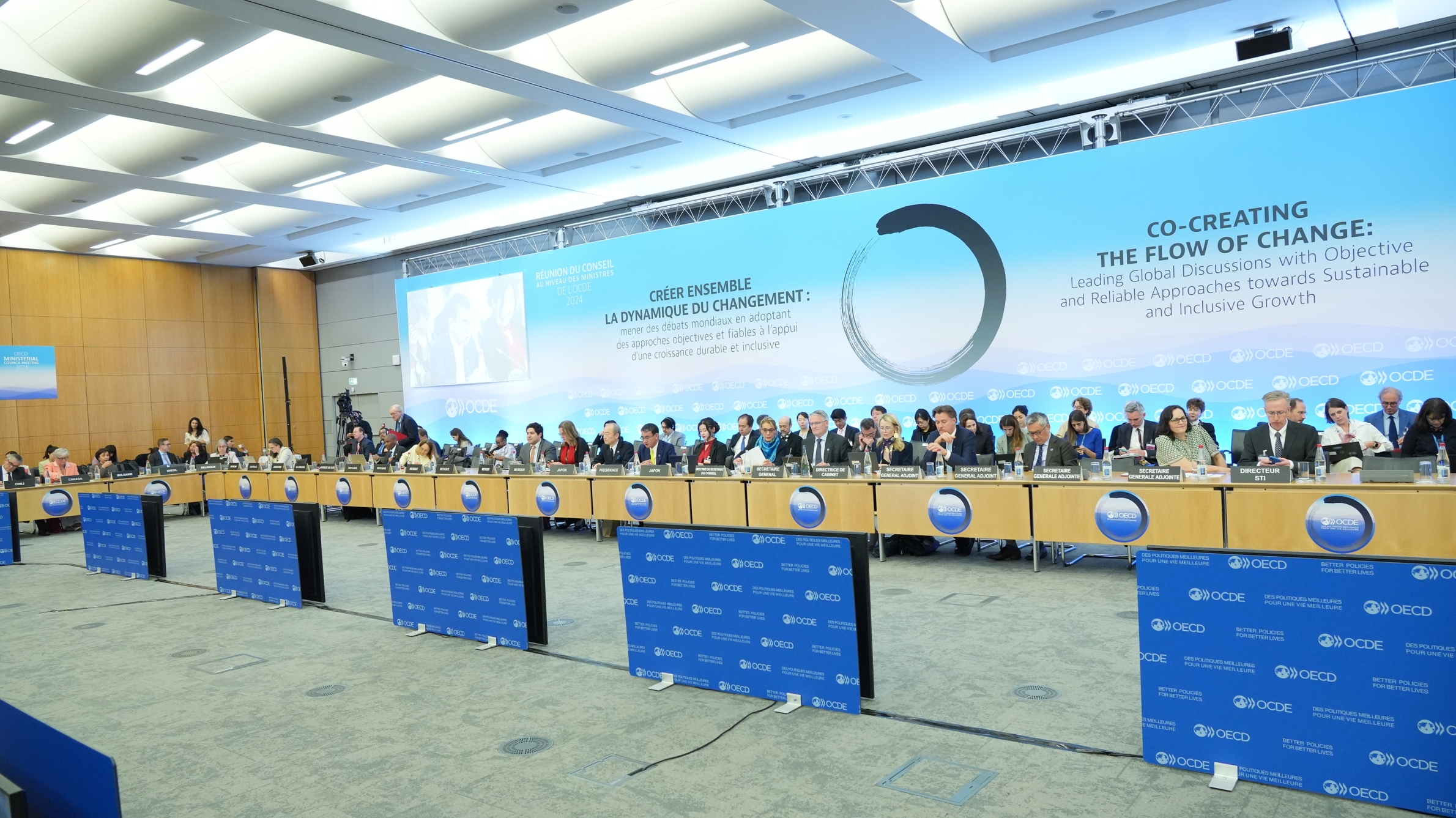Digital Minister Kono attended the OECD Ministerial Council Meeting ...